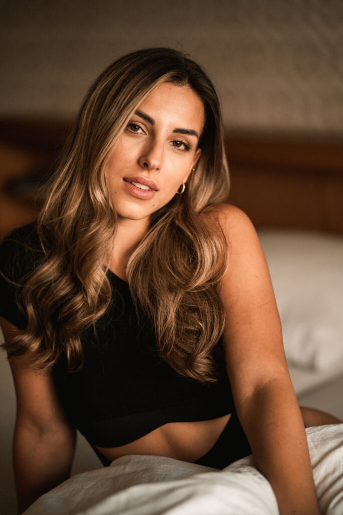 Jasmin U. - ISOMODELS