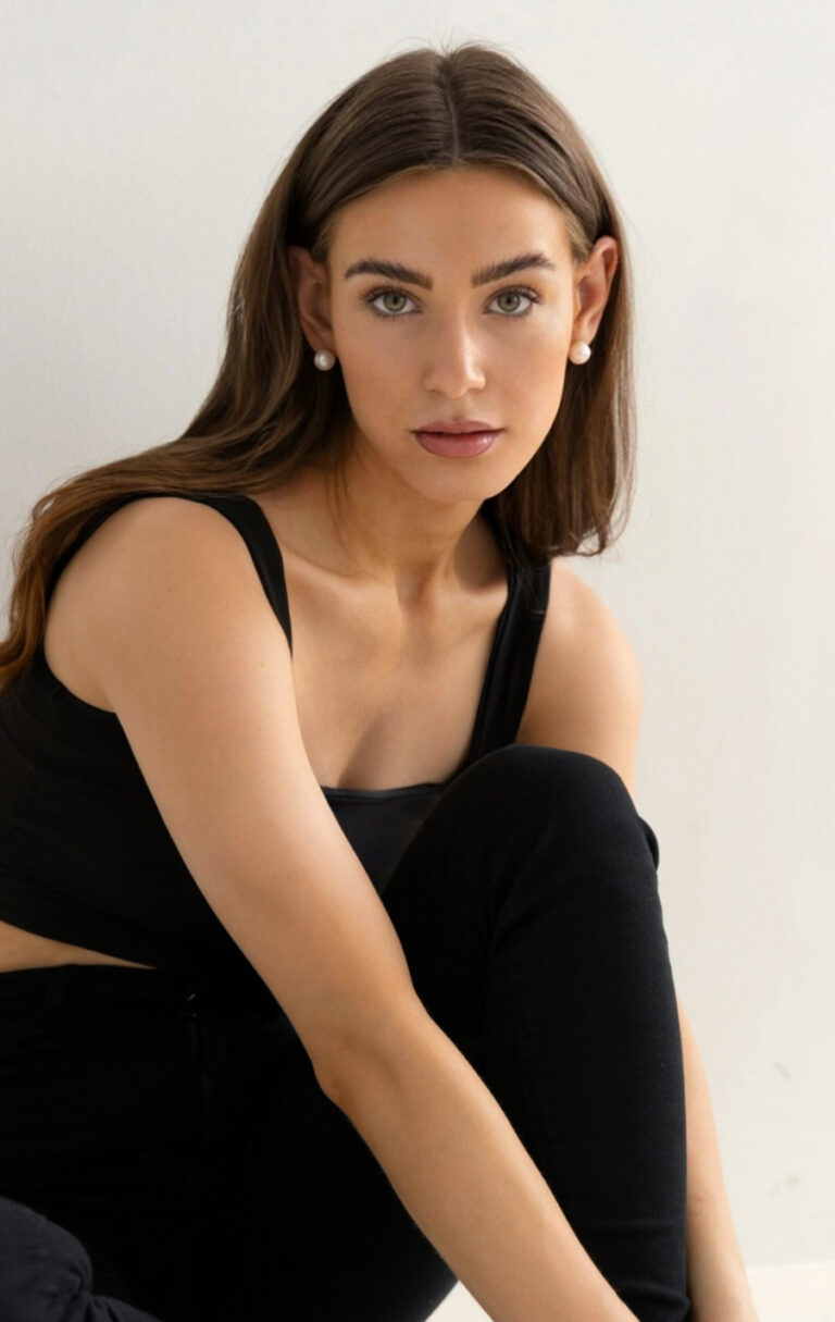 Alicia S. - ISOMODELS